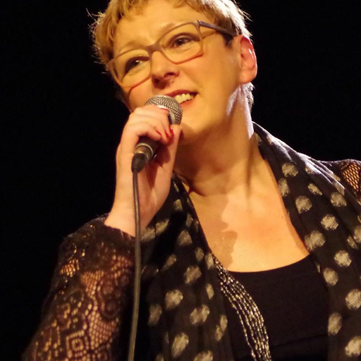 Laurence Becker - Chanteuse - Moselle - Acteur Fête France
